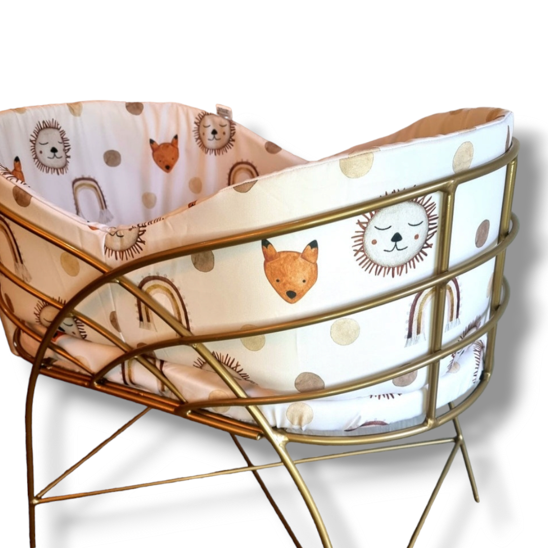 Grand Stand | Spot The Cubs – Delicious Monsters